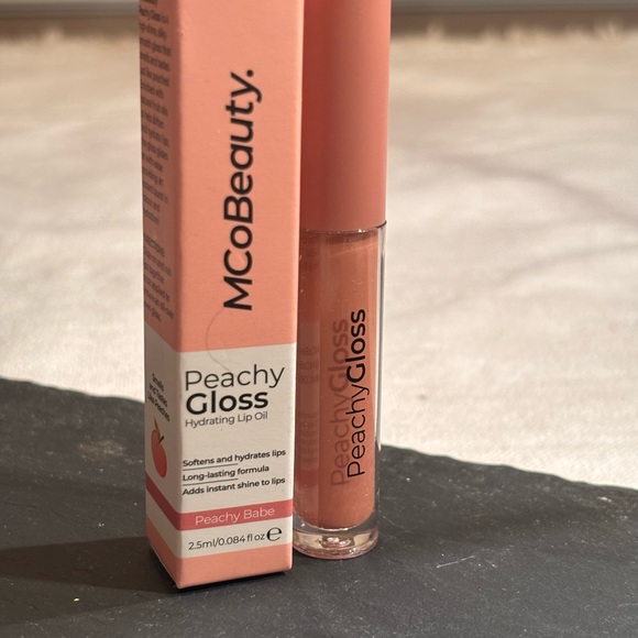 Makeup | Peachy Gloss Hydrating Lip Oil Peach Babe | Poshmark